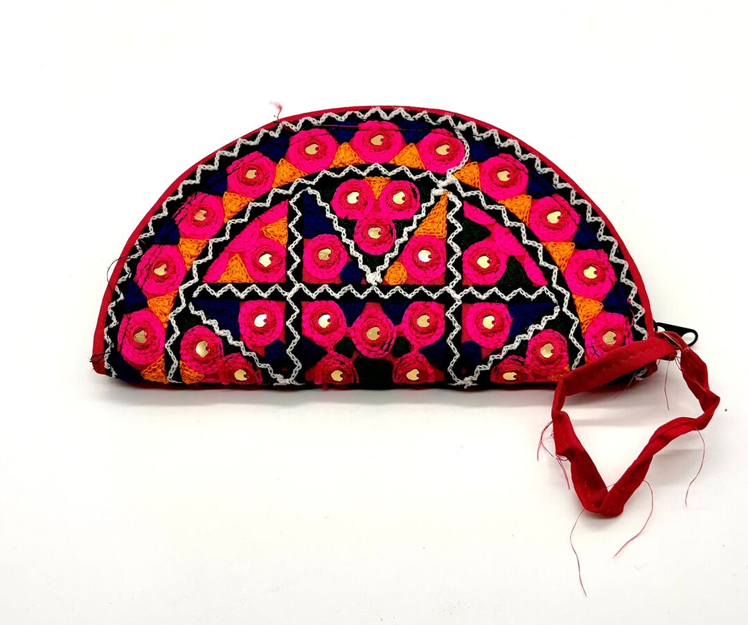 Beautiful Handsewn Cloth Pouch - Etsy