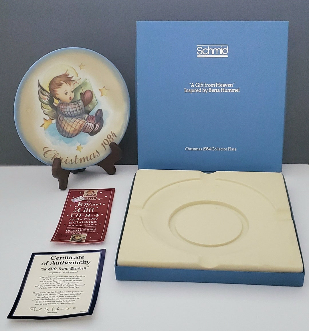 Christmas 1984 Schmid Porcelain Hummel Display Plate "a Gift From ...