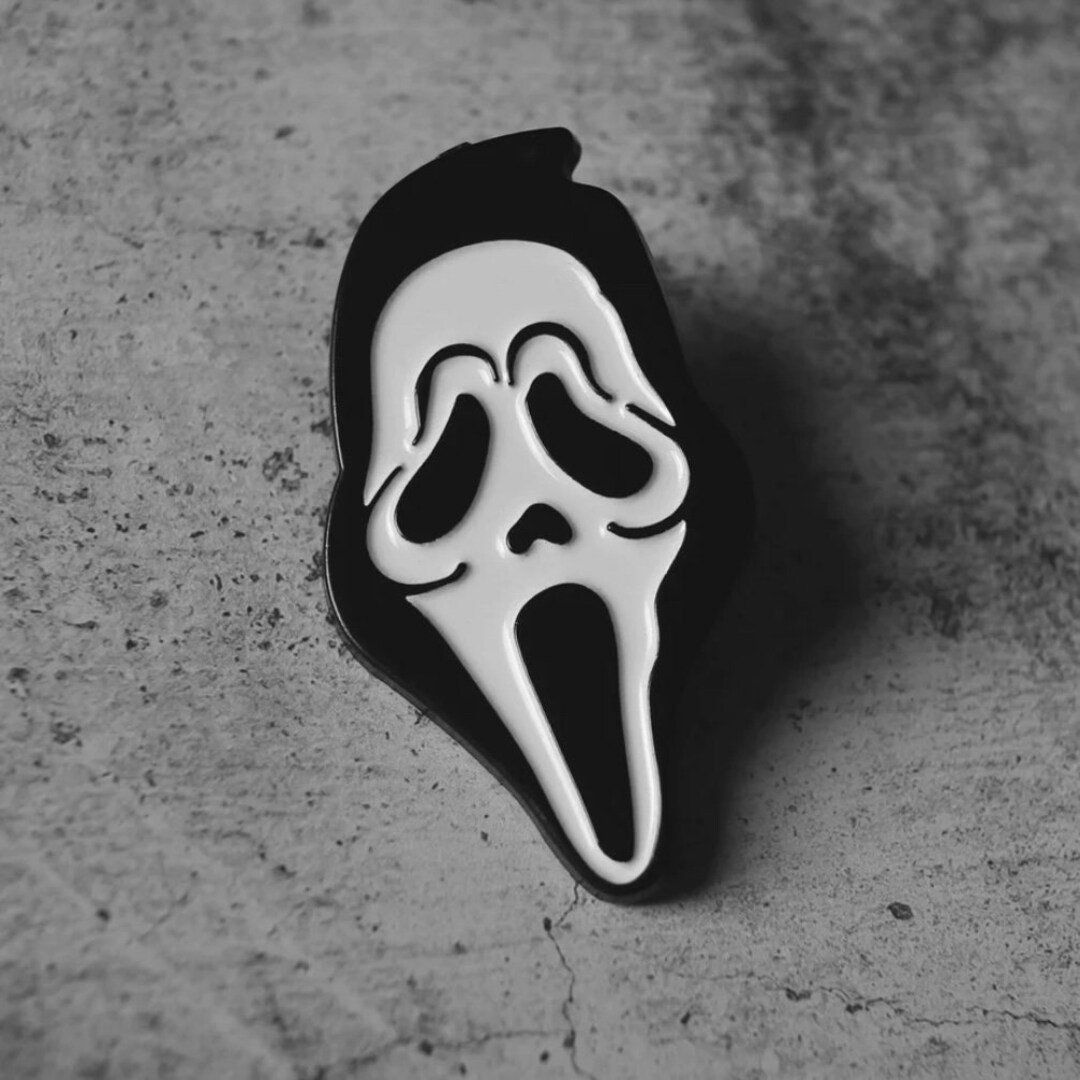 Ghostface Pin, Ghostface Killer, Scream Enamel Pin, Horror Movie Pin - Etsy