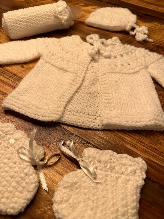 Vintage Crocheted Baby Bonnet Pink - Gem