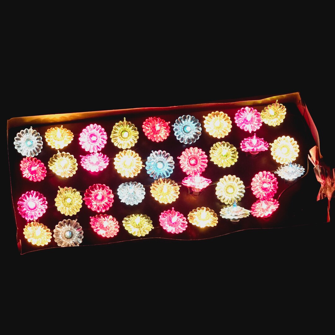 Vintage Christmas Lights Set With Reflectors Vintage Iridescent Box ...