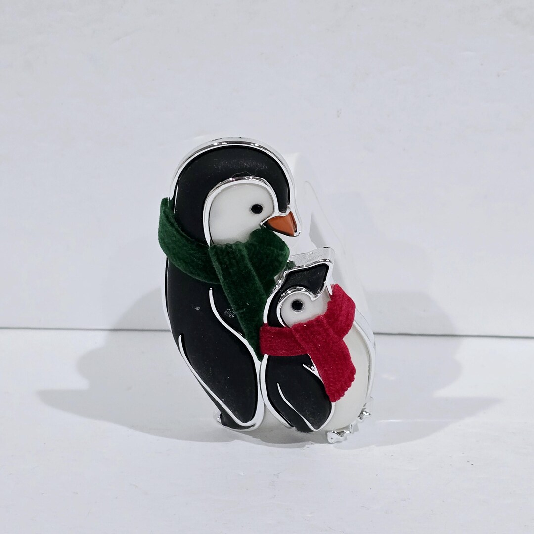 Bath & Body Wallflower Fragrance Diffuser Plug in Mom and Baby Penguin ...