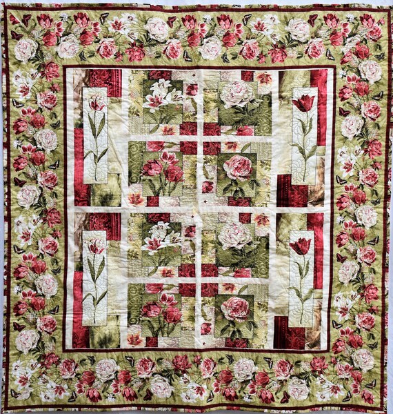 LISA AUDIT FLORAL Quilt Wall Hanging / Throw - Etsy