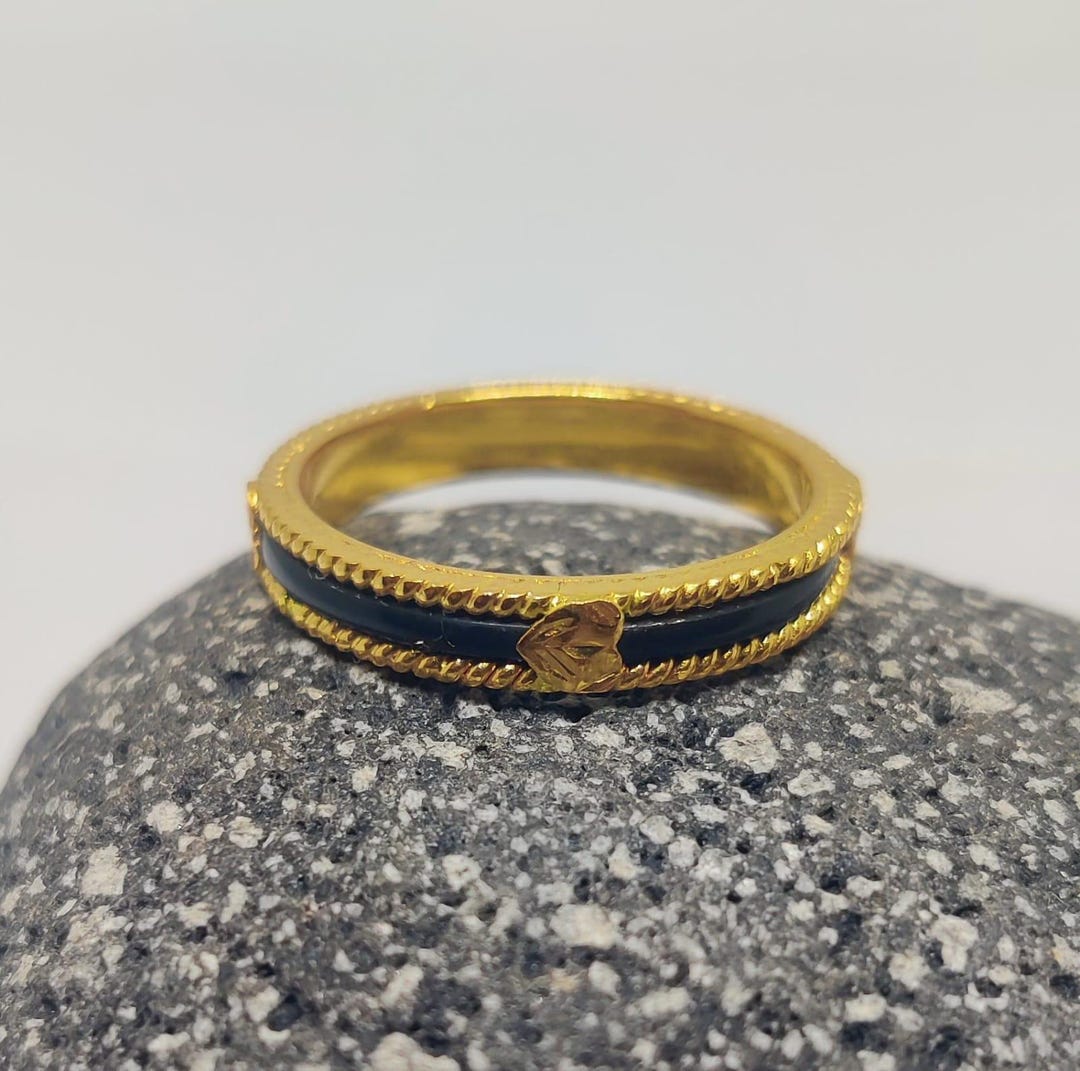 Elegant 22kt Gold Ring With Unique Elephant Hair (synthetic) NOT Real ...
