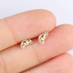 14K Solid Gold Lizard Stud Earring Tiny Animal Stud Cartilage Piercing ...