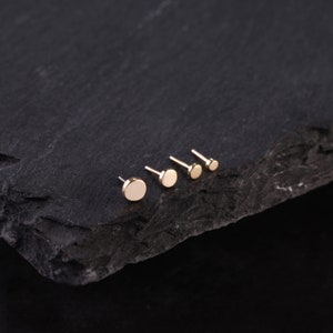 14k Solid Gold Disc Threadless Push Pin, Tiny Circle Studs, Helix Stud ...