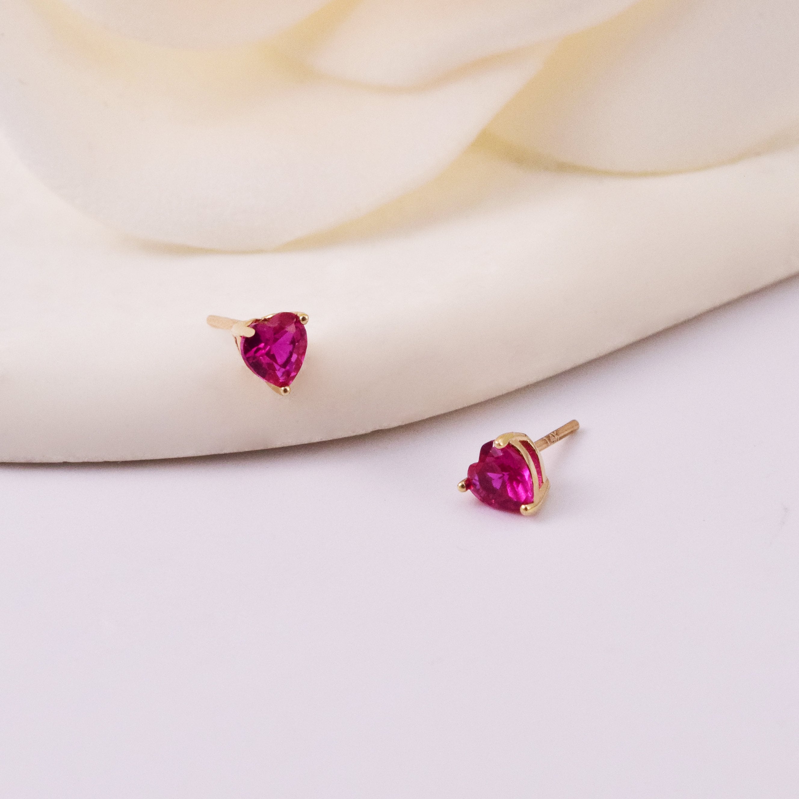 14k Solid Gold Ruby Heart Cartilage Piercing Pink Heart Helix Stud ...