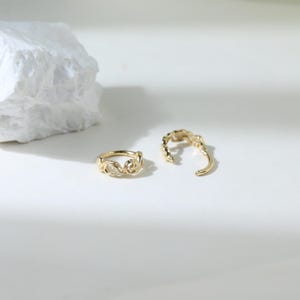 14K Solid Gold Vines Helix Hoop Carving Texture Conch Clicker Hinged ...
