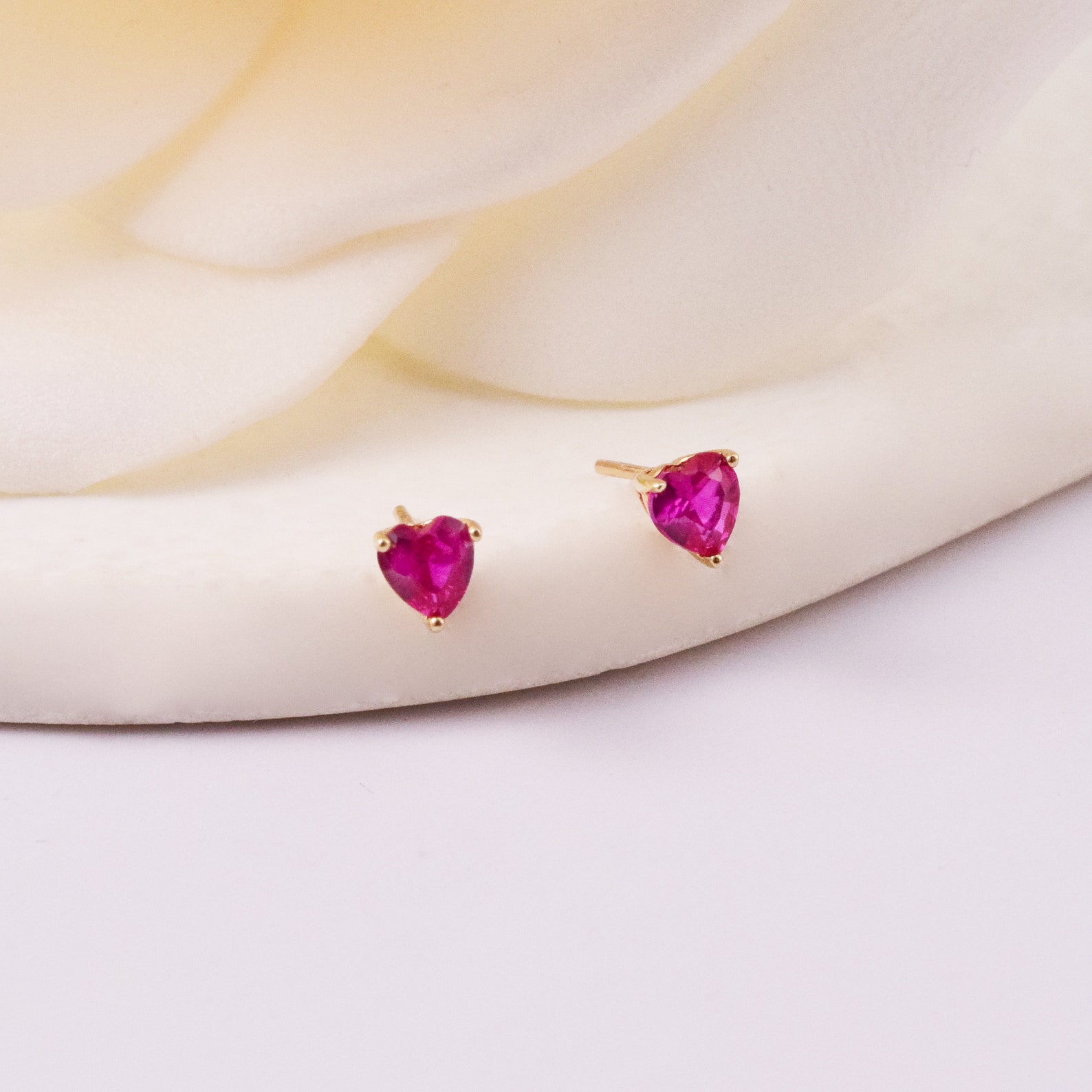 14k Solid Gold Ruby Heart Cartilage Piercing Pink Heart Helix Stud ...