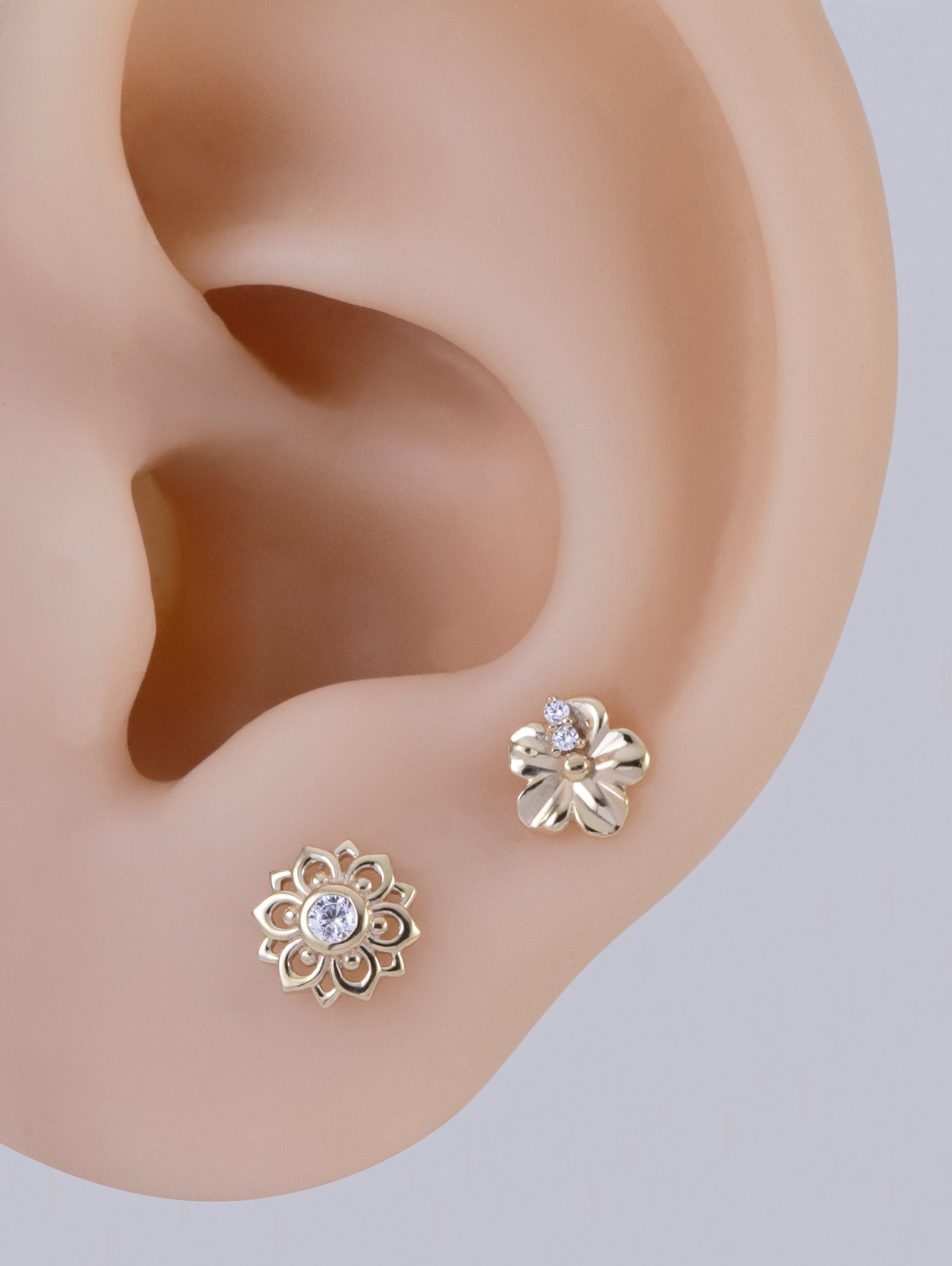 14k Solid Gold Flower Cartilage Earring Floral Tragus Earring Gold ...