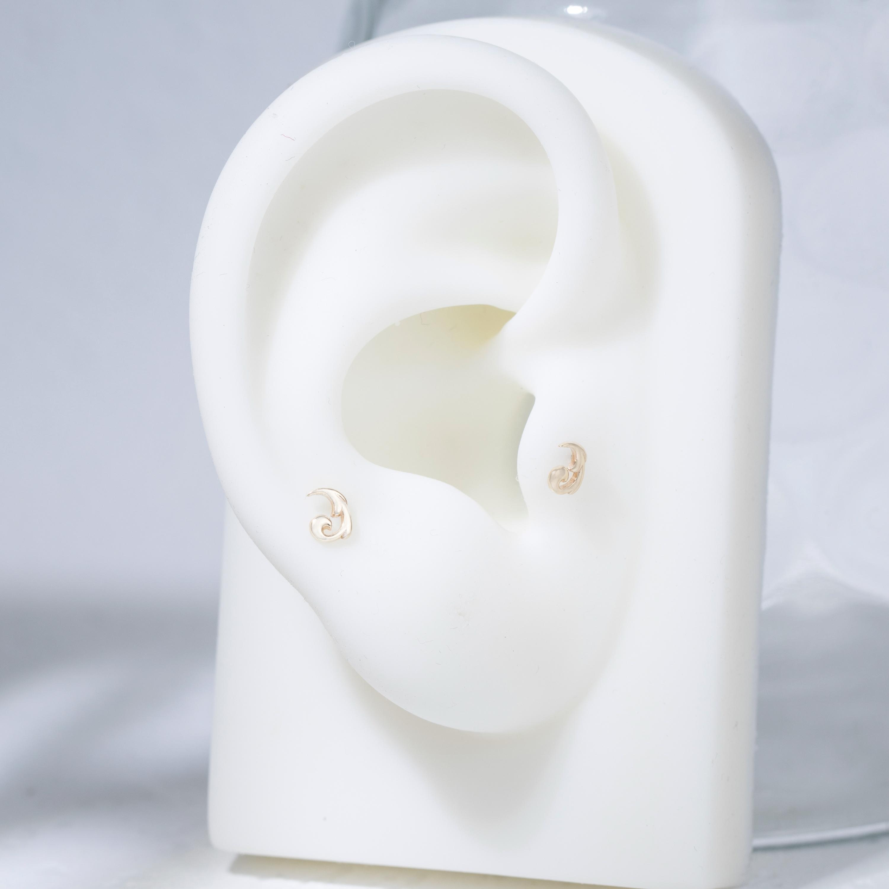 14k Solid Gold Wave Swirl Stud Minimalist Cartilage Piercing Tragus ...