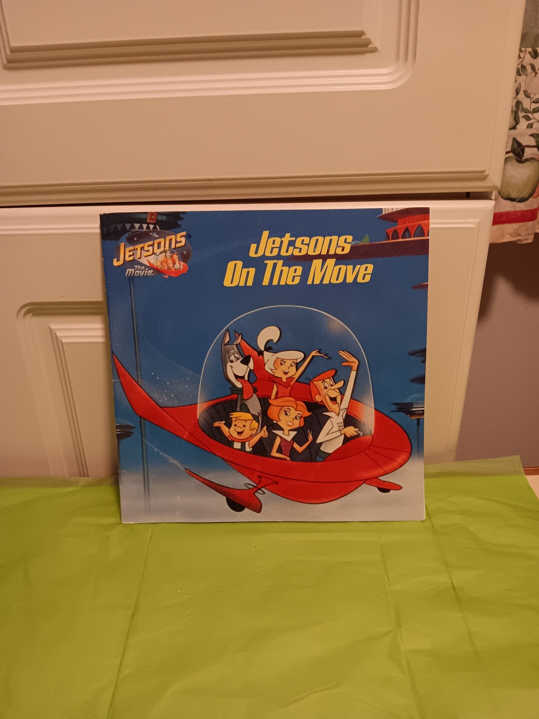 Jetsons/vintage Cartoons/old Books/pre-owned/copyright 1990/hard to ...