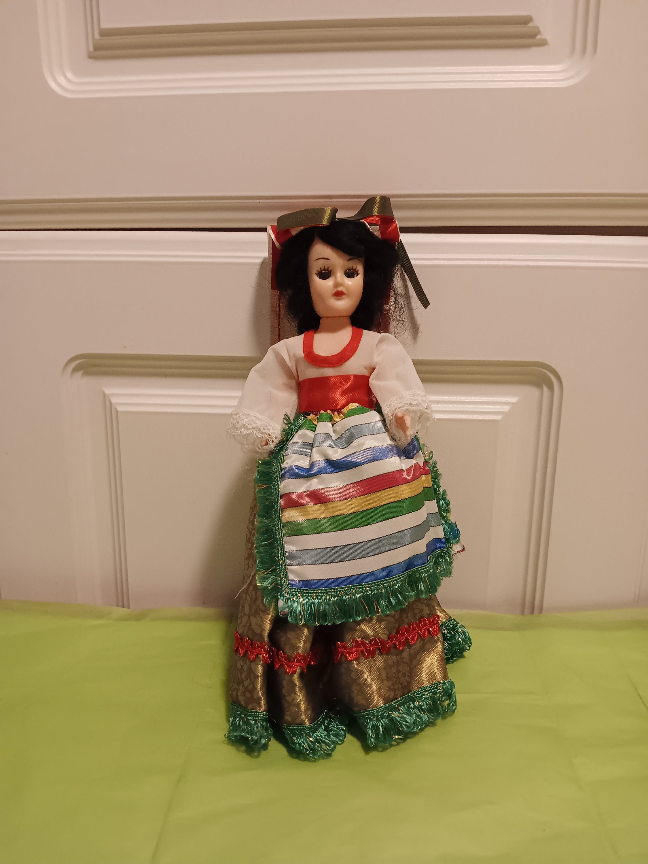 Dolls/blinking Dolls/display Dolls/arco/ Vintage Dolls of the World/pre ...