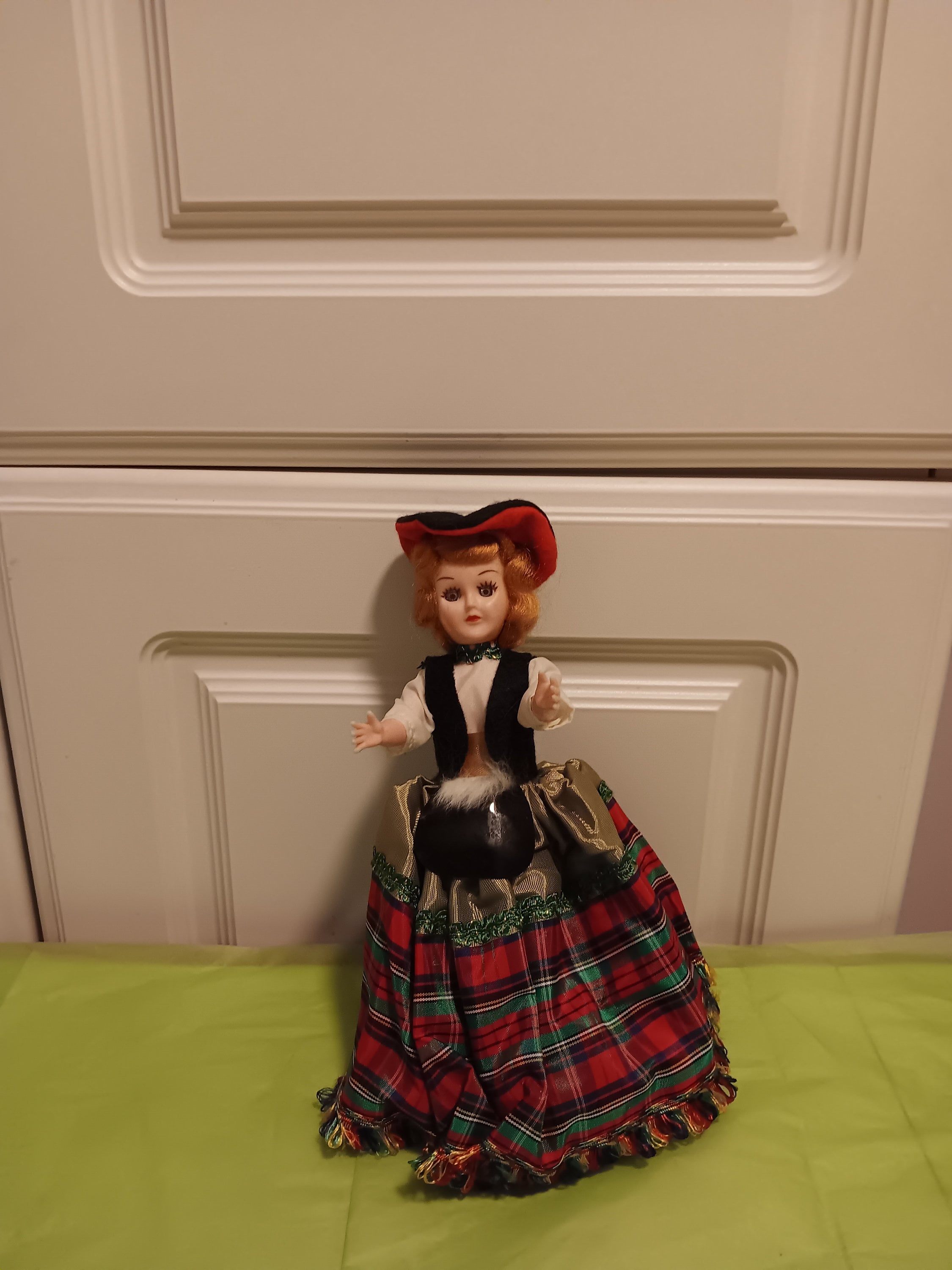 Dolls/blinking Dolls/display Dolls/arco/ Vintage Dolls of the World/pre ...