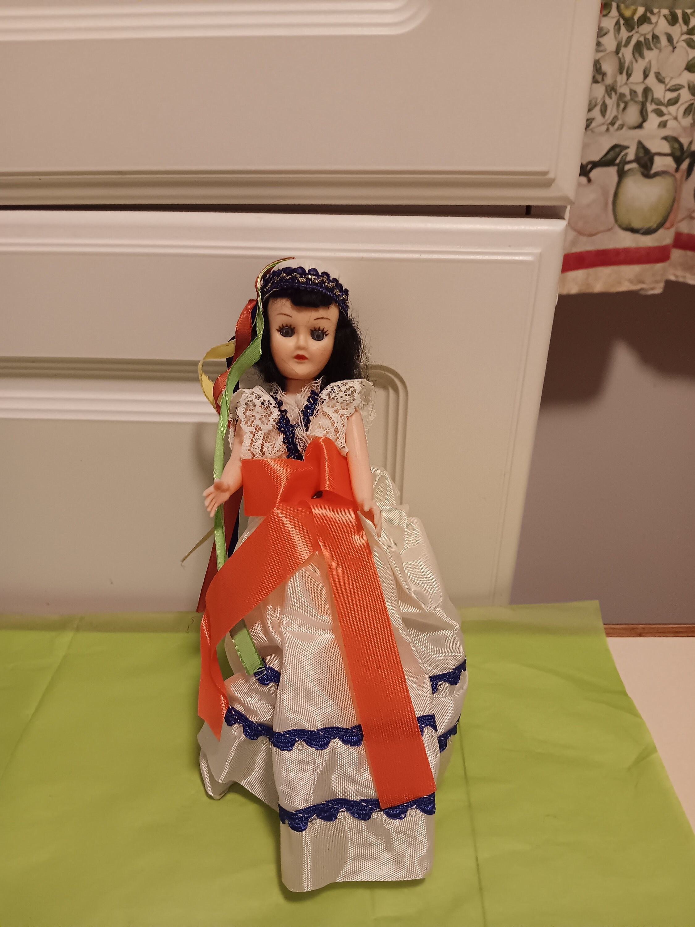 Dolls/blinking Dolls/display Dolls/arco/ Vintage Dolls of the World/pre ...