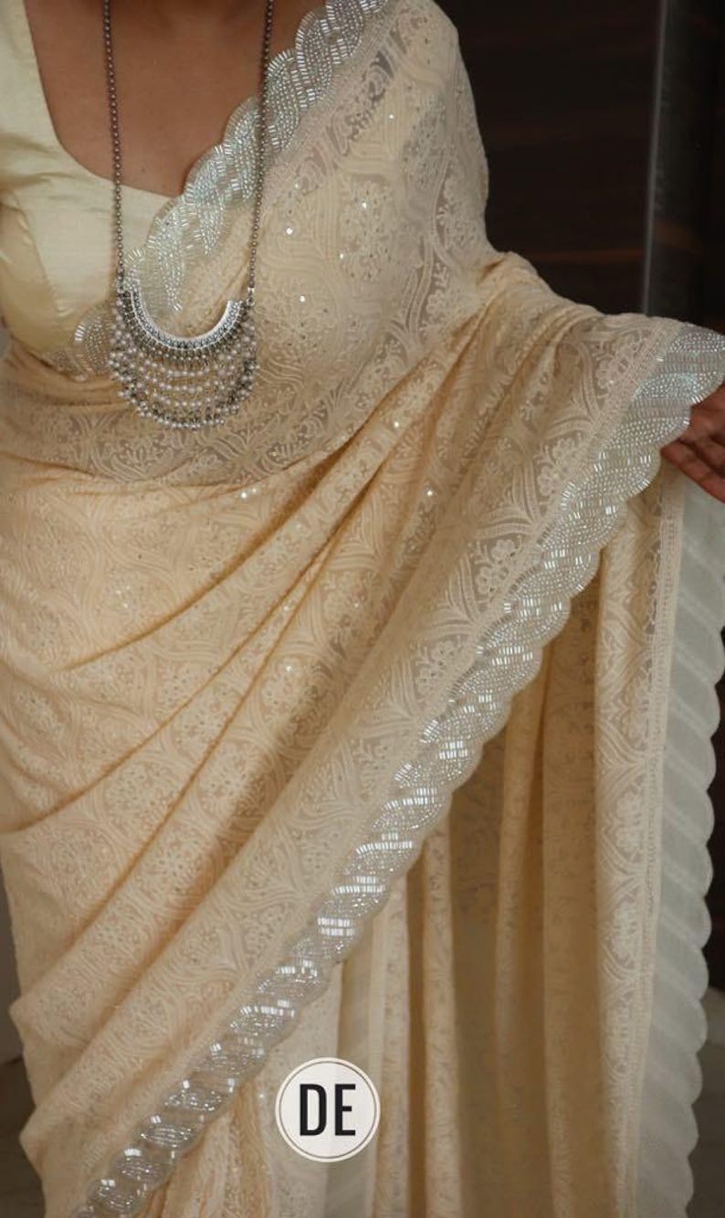 Exclusive Lucknowi Chikankari Saree. - Etsy