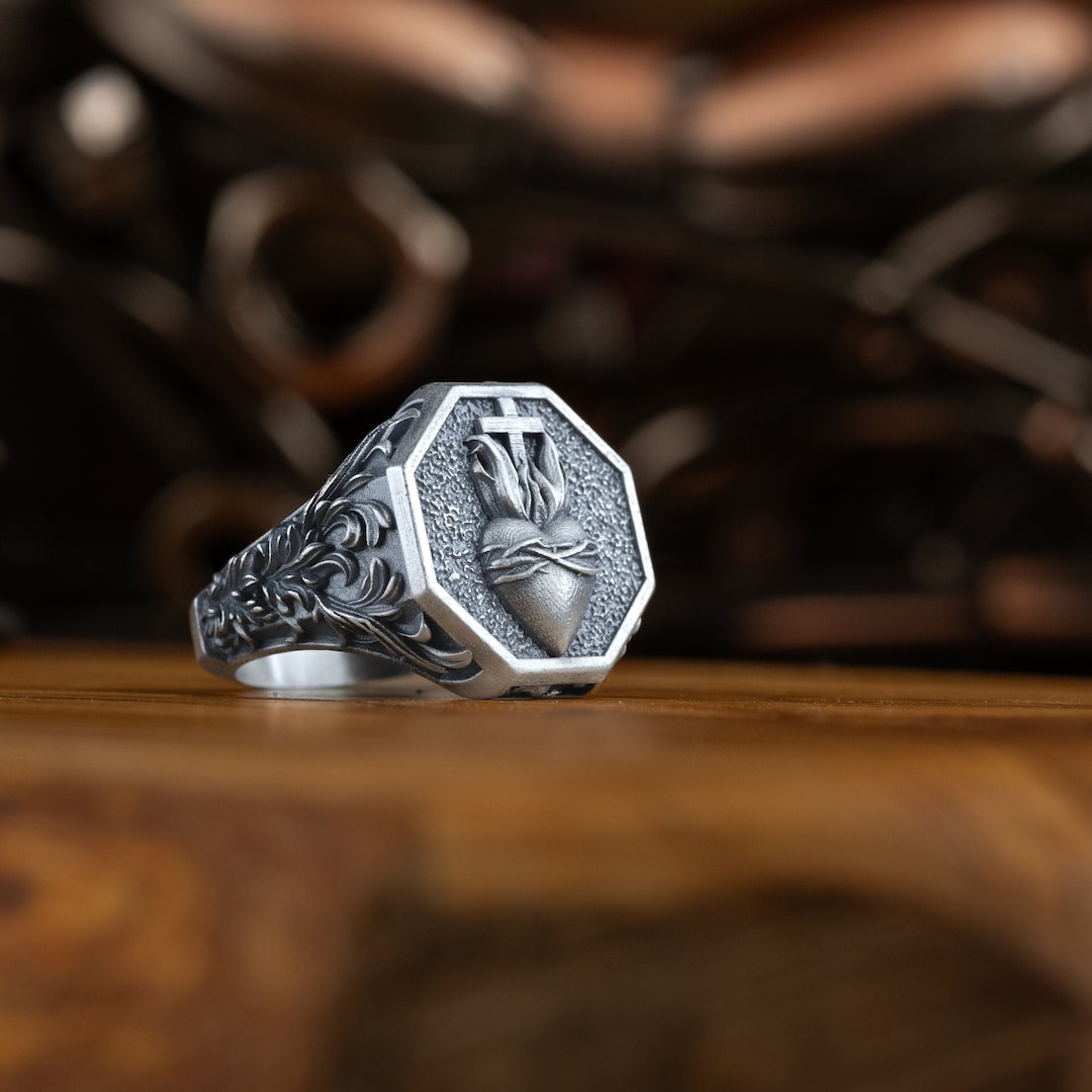 Christian Sacred Heart Signet Ring With Cross for Religious Gift ...