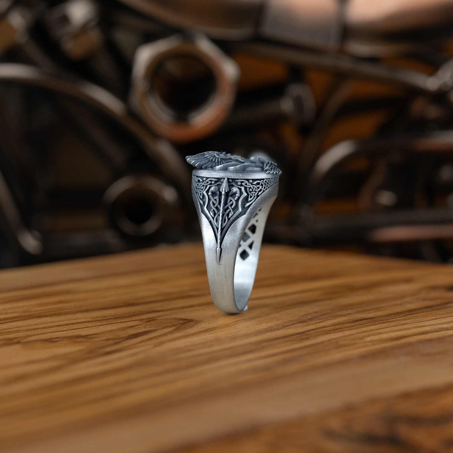 Goddess Freya and Crown Hugin and Munin Men Ring, Valkyrie Silver Men ...