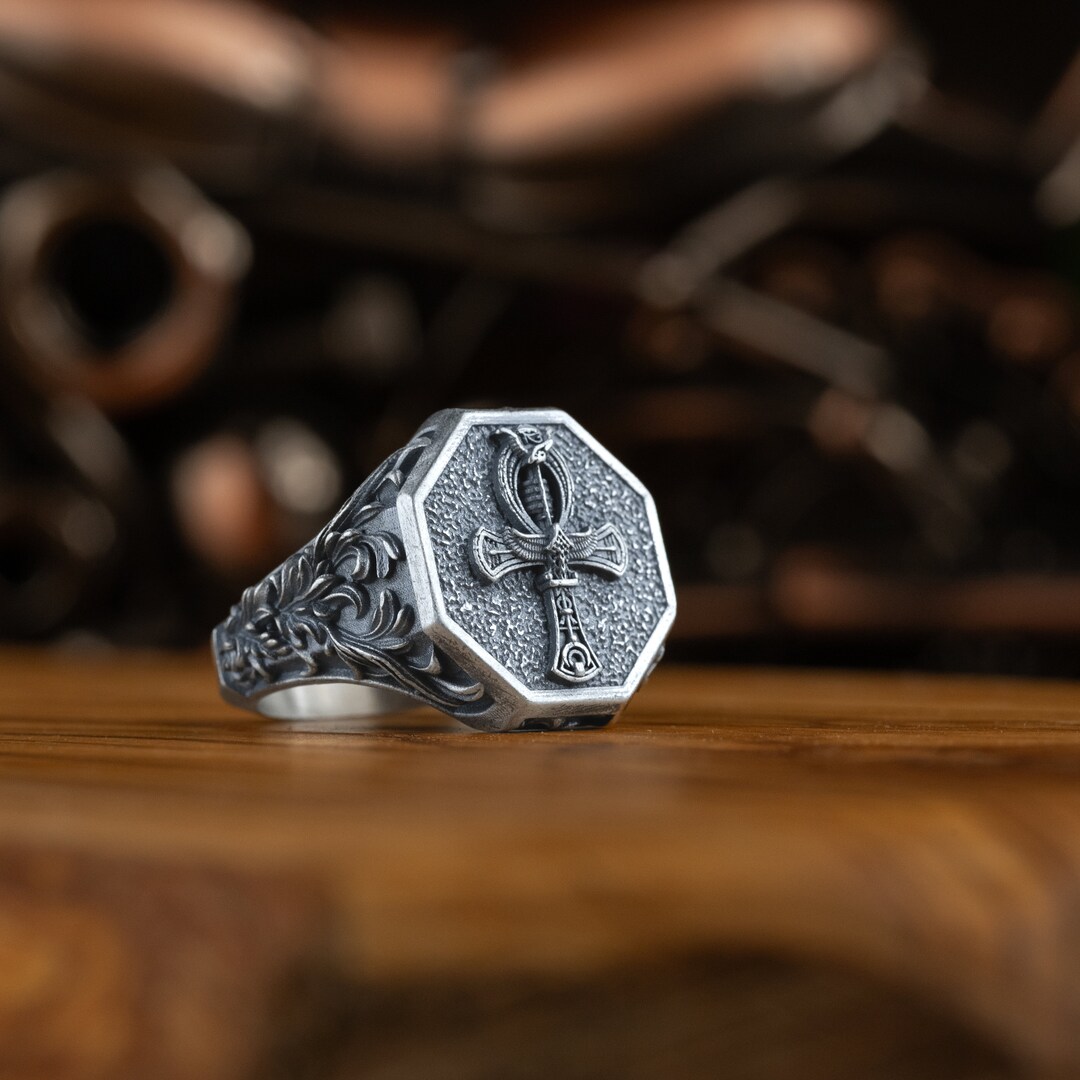 Ancient Egyptian Ankh Signet Ring for Men, Engraved Fantasy Ring in ...