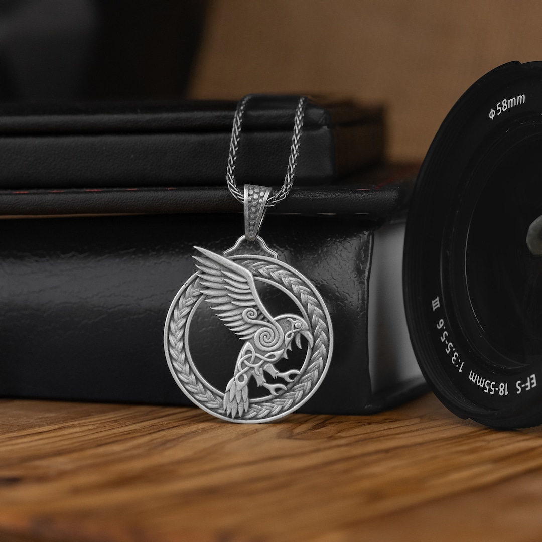 Celtic Raven the Messenger Pendant, Nordic Bird in Circle With Celtic ...