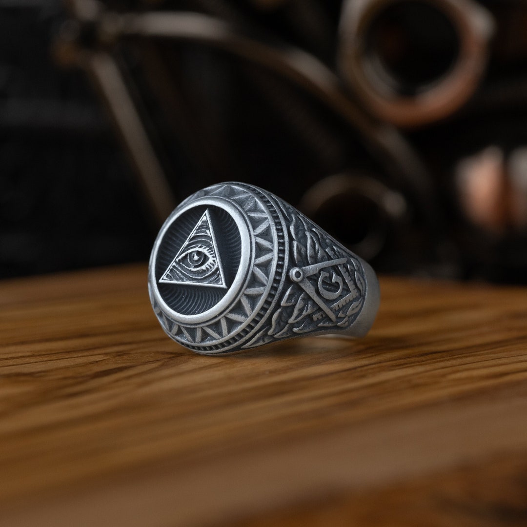 Eye of God Pyramid Statement Silver Men Ring, Elegant Pattern Triangle ...
