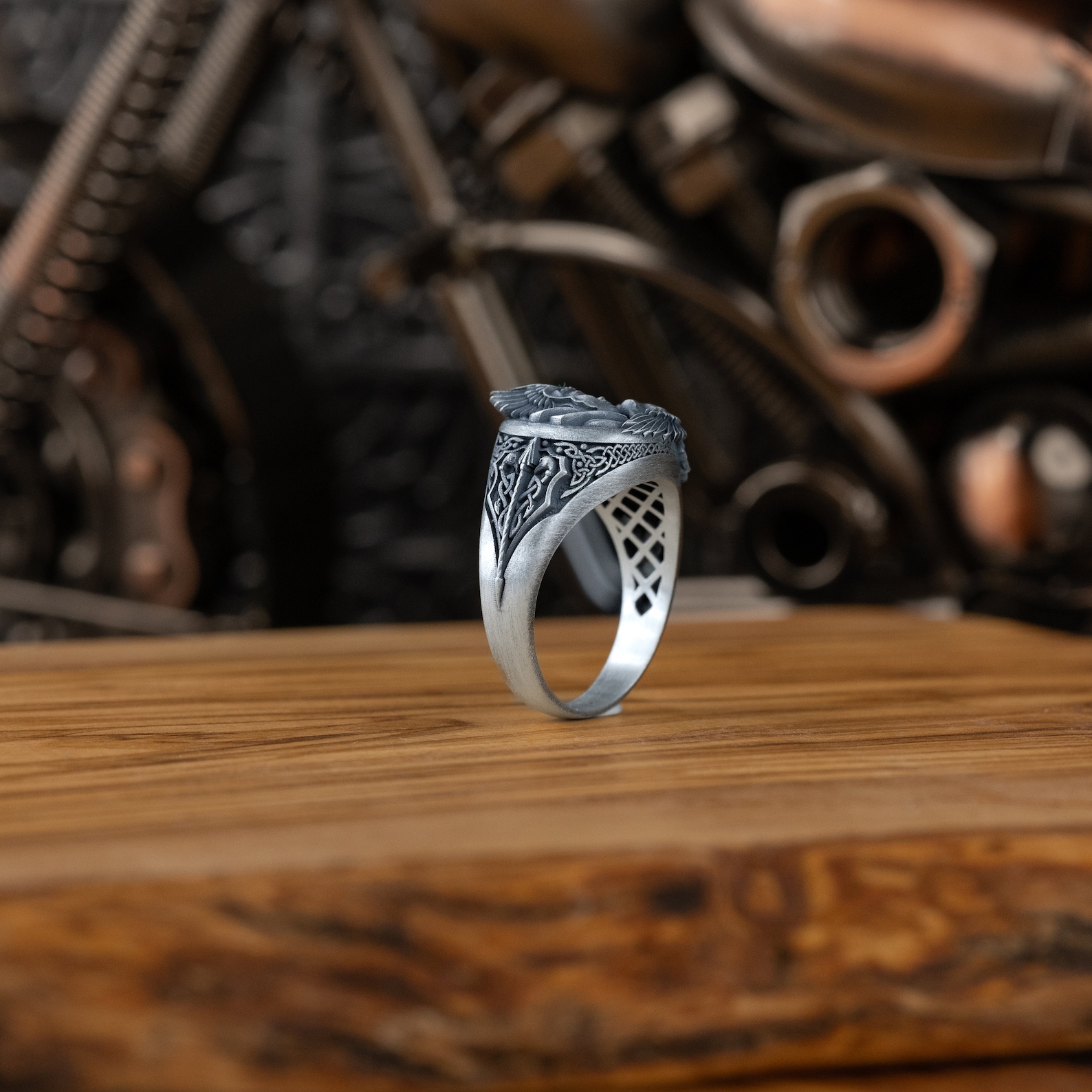Goddess Freya and Crown Hugin and Munin Men Ring, Valkyrie Silver Men ...
