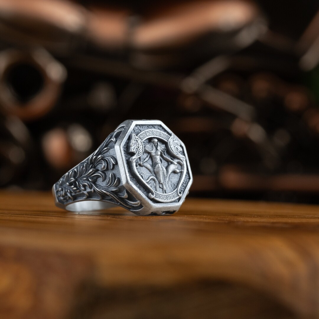 Mythology Mara the Viking Valkyrie Signet Ring for Men, Minimalist ...