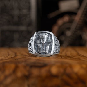 Ancient Egypt Pharaoh King Tutankhamun Signet Ring, Egyptian Mythology ...