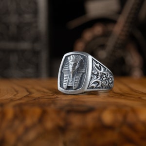 Ancient Egypt Pharaoh King Tutankhamun Signet Ring, Egyptian Mythology ...