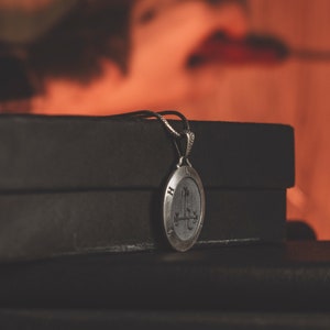 Female Sigil of Lilith Power Pendant for Girlfriend, Ancient Oval ...