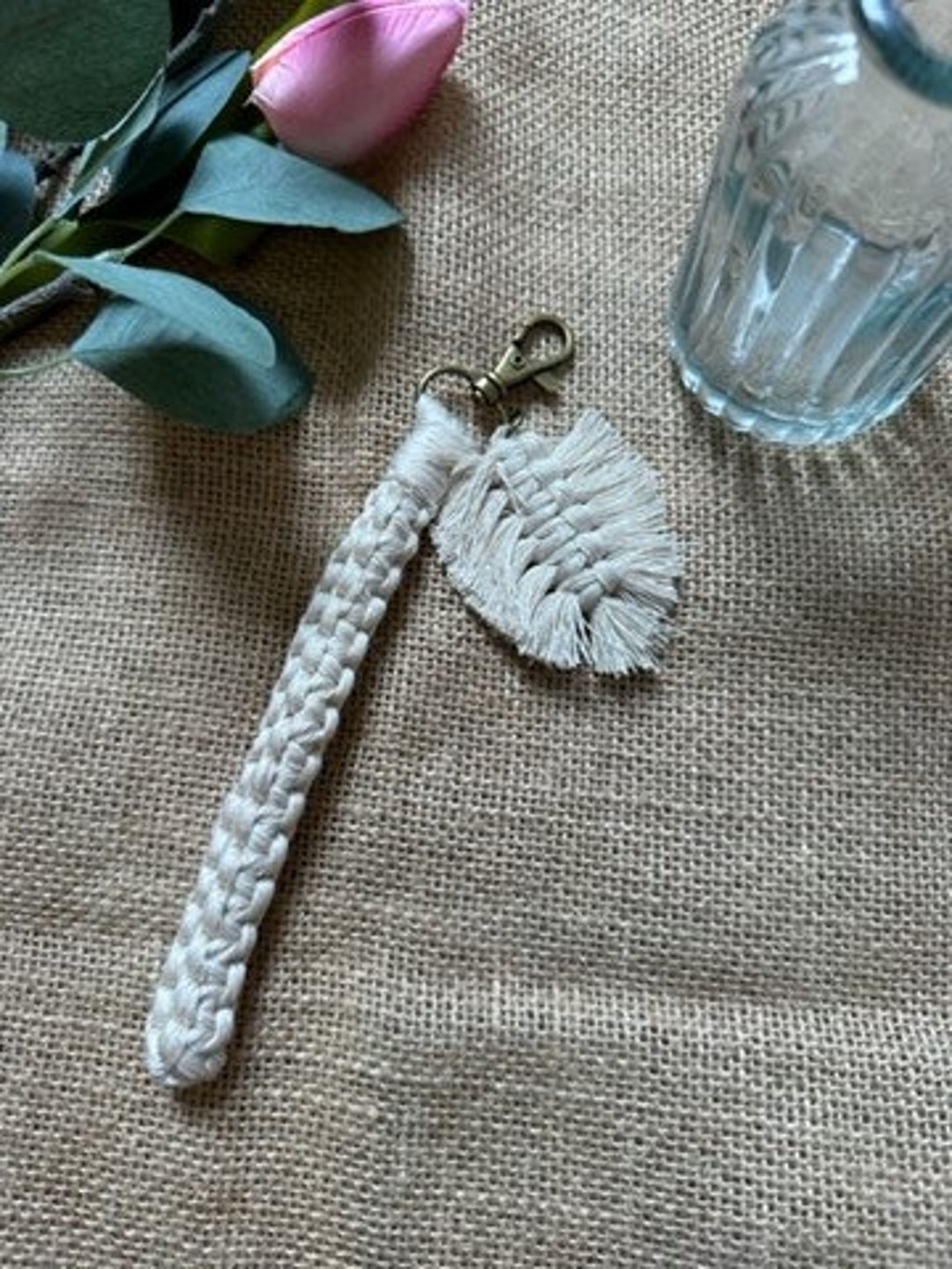 Cream Macrame Leaf Wristlet Keychain Handmade Macrame Wristlet Keyring ...