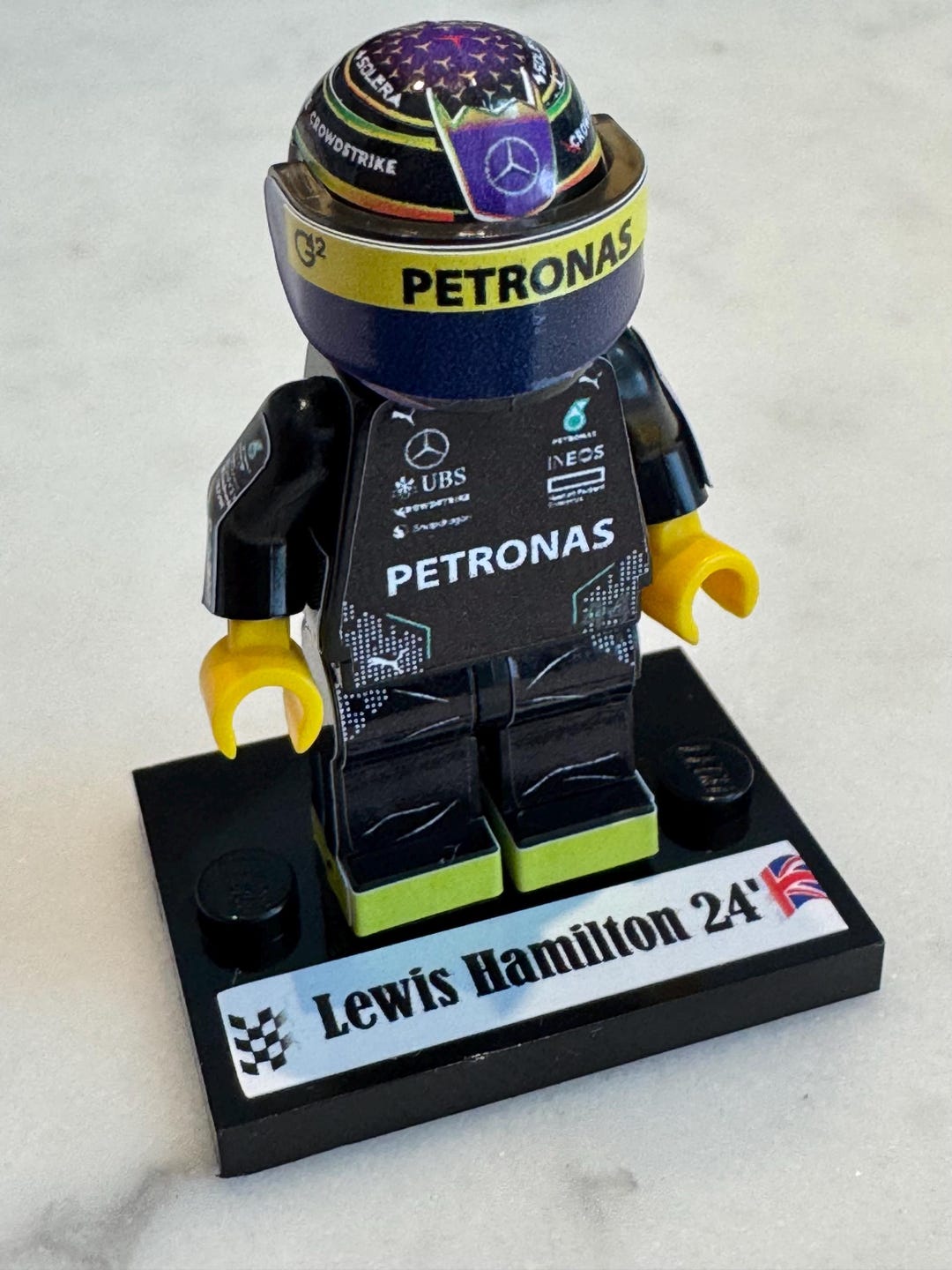 Lewis Hamilton 2024 F1 Minifigure DANKE MERCEDES Formula 1 Grand Prix ...