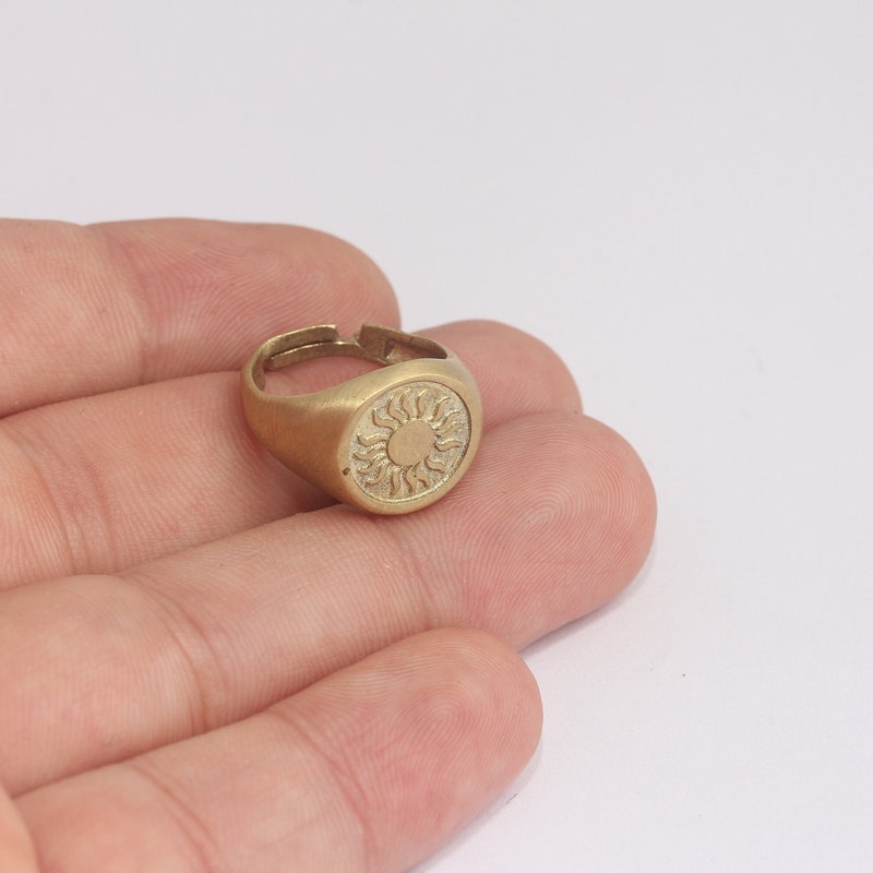 Sun Signet Ring - Etsy