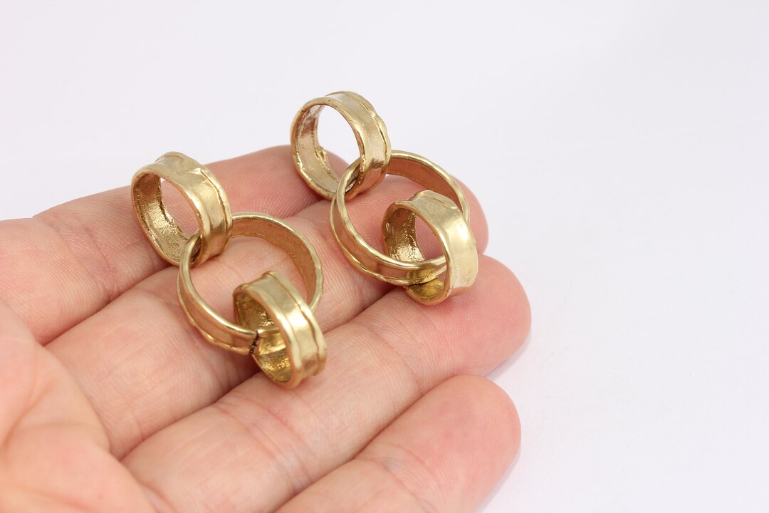 24K Shiny Gold Triple Ring Charms, Round Connector Charms, MBGKDR62 - Etsy