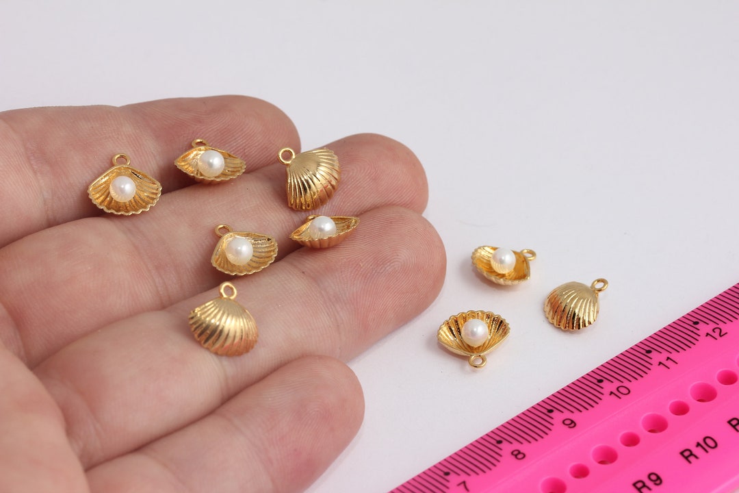 11mm 24k Shiny Gold Plated Sea Shell Charm, Seashell Charm, Oyster ...