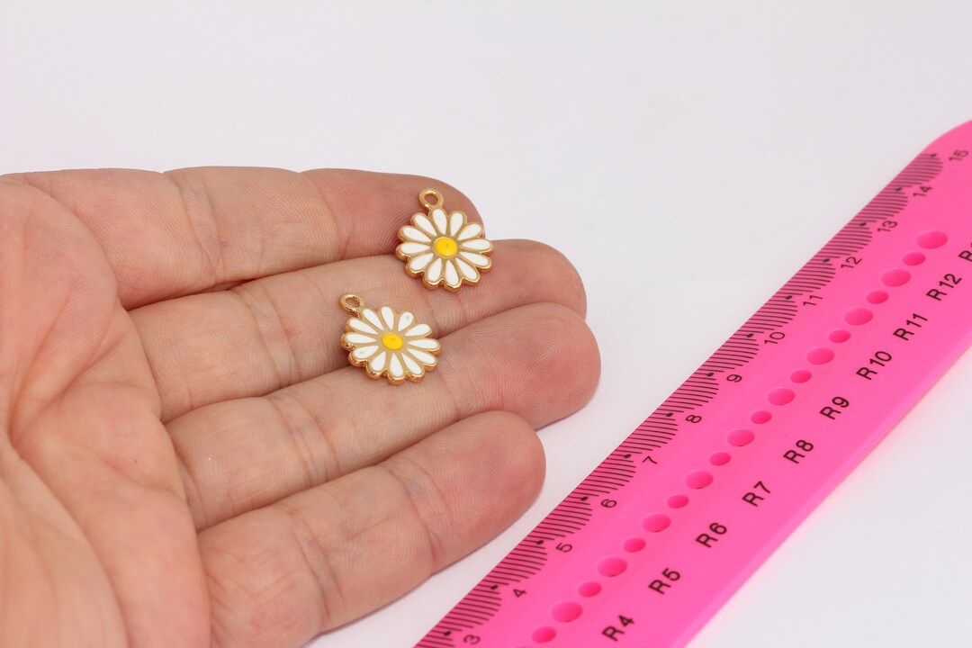 24k Shiny Gold Daisy Charm, Tiny Daisy Charm, Flower Pendant, White ...