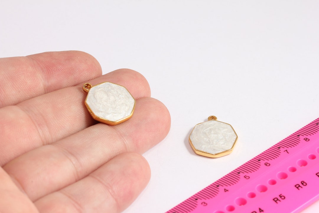 18x22mm 24k Shiny Gold Enamel Pendant, Necklace Charms, White Enamel ...