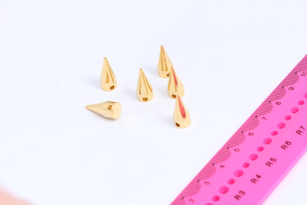 24k Shiny Gold Plated Spike Pendant, Cone Spikes, Gold Spike MBGMTE437 ...