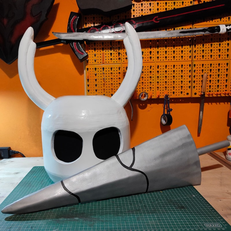 Hollow Knight Costume - Etsy