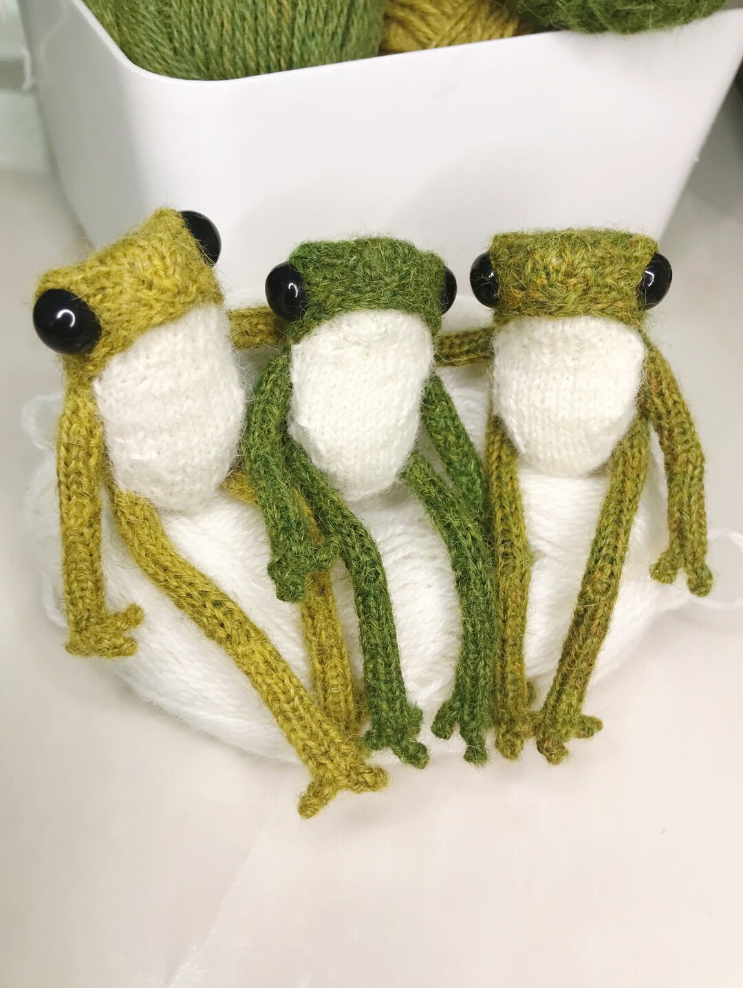Knitted Frog Knit Frog Crochet Frog Doll Plush Frog Toy Movable Frog ...