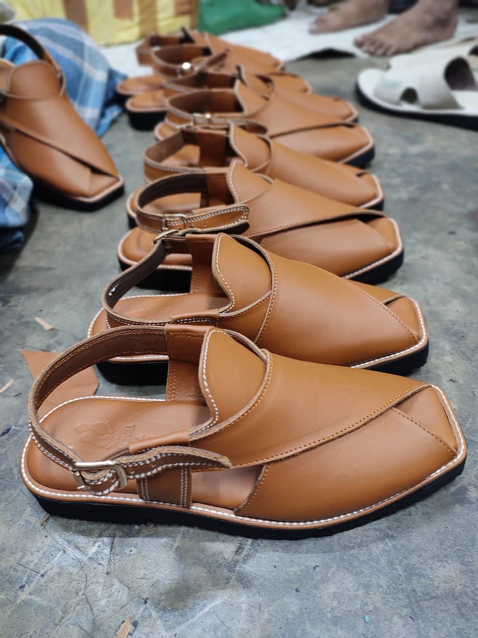 Peshawari Sandal Kaptaan Peshawari Queeta Chappal Zardari Sandal ...