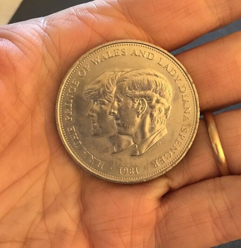1981 Charles & Diana Royal Wedding Coin in Barclays Bank Cover - Etsy
