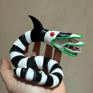 Space Worms!! Articulated 3D ( Beetlejuice Sandworm Inspired ) Fidget ...
