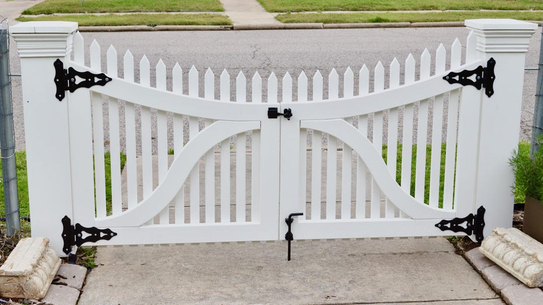 Handcrafted Cypress Wood Garden Gate With Pickets - Custom Double Gate ...