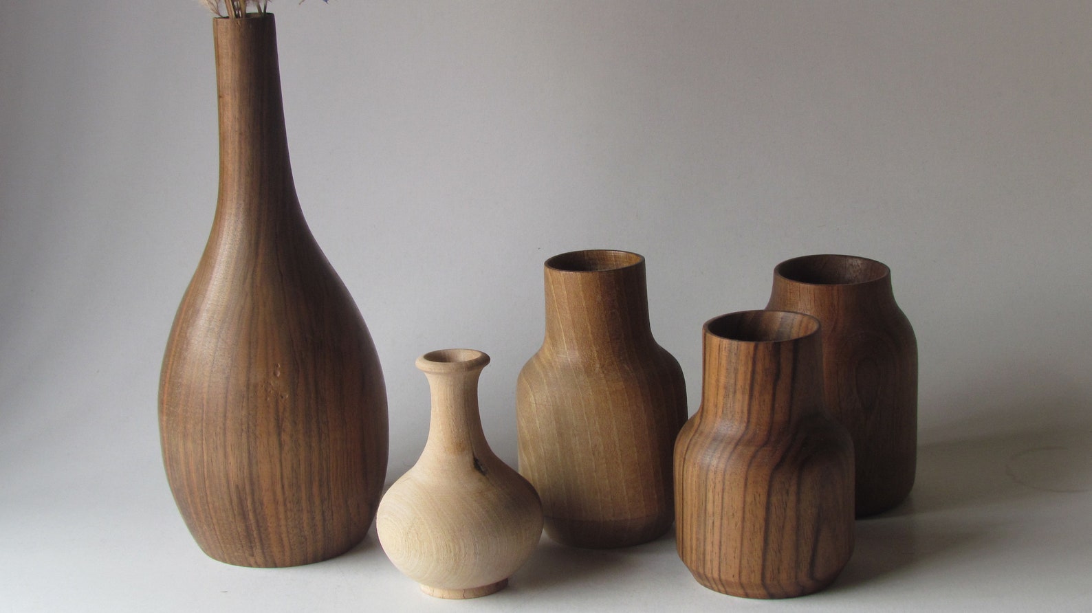 0049 Moroccan Walnut Wood Vases - Etsy