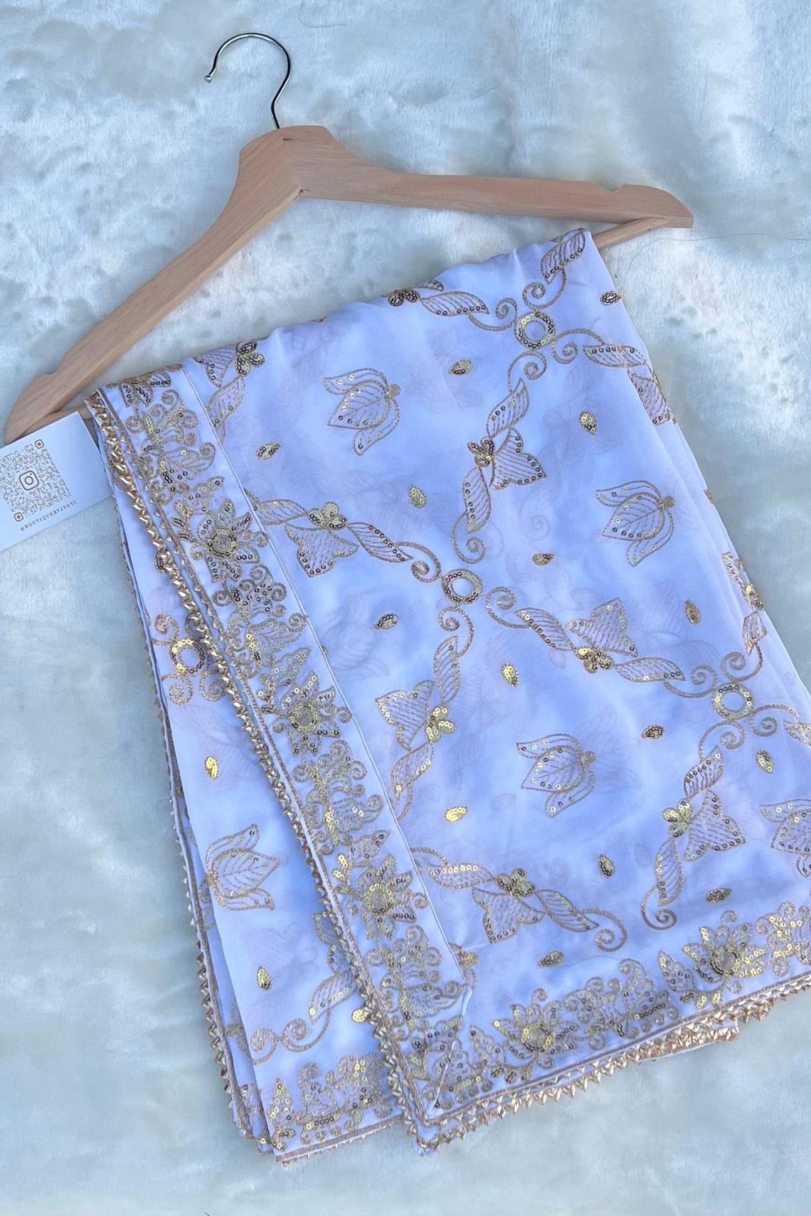 Vintage Style Dupatta, Gorgette Duppata With Sequin Golden Work ...