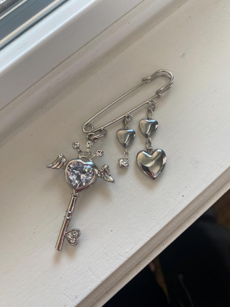Crystal Heart Key Keychain in Silver Heart Brooch Bag Charm - Etsy