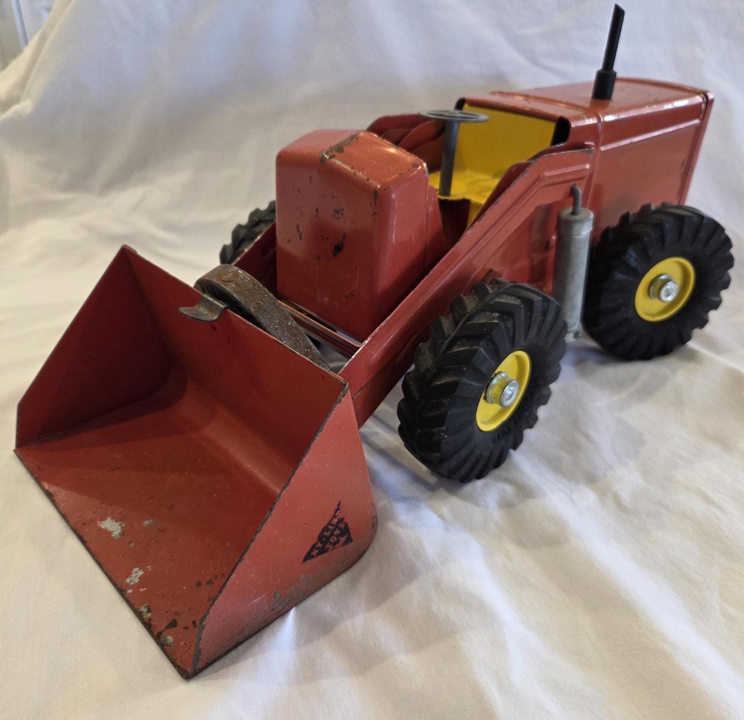 1950s Nylint Red Pressed Steel Hough Payloader Front End Loader 16 ...