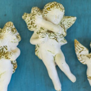 Vintage Plaster Chalkware Cherubs / Angels Wall Hangings White With ...