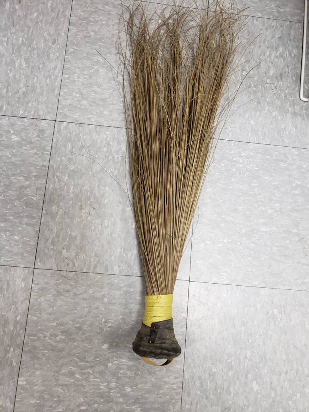 Broom/nigerian Brooms/ Nigerian Igbale / Aziza / Igbale - Etsy